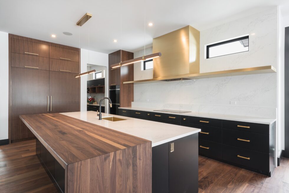 Mixing Wood And Quartz Countertops: A Trend That’s Here To Stay